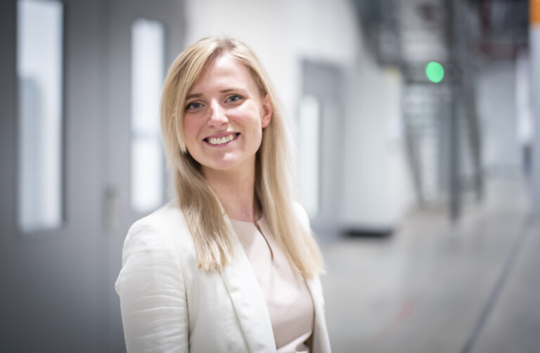 inission.com - En totalleverantör av elektronik och mekanik