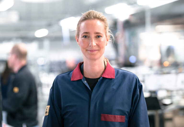 inission.com - En totalleverantör av elektronik och mekanik